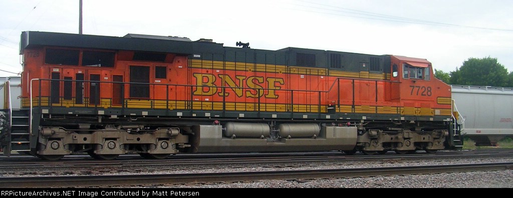 BNSF 7728
